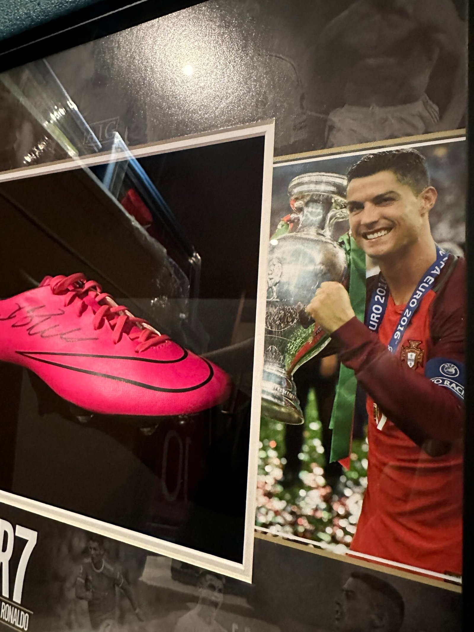 Cristiano Ronaldo CR7 Signed Boot Balli Sporting Icons